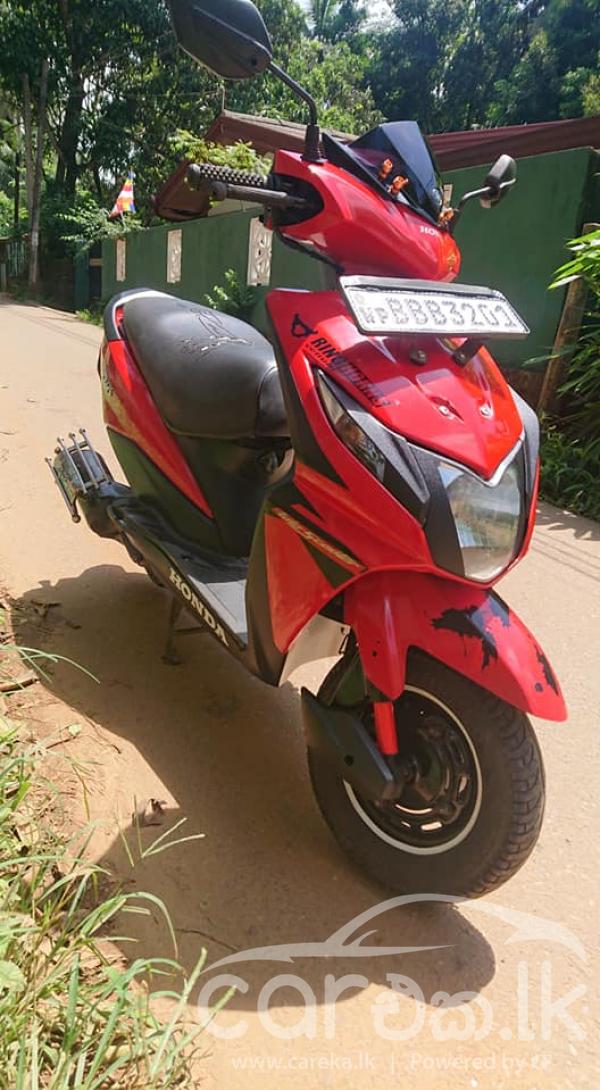 Honda dio 2014 store